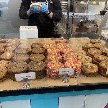 LOWRIDER COOKIE COMPANY - Updated May 2024 - 290 Photos & 168 Reviews ...