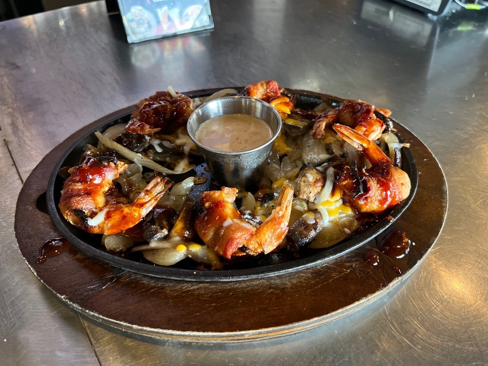 BOMBSHELLS RESTAURANT & BAR - 227 Photos & 374 Reviews - 15119 N-I35 ...