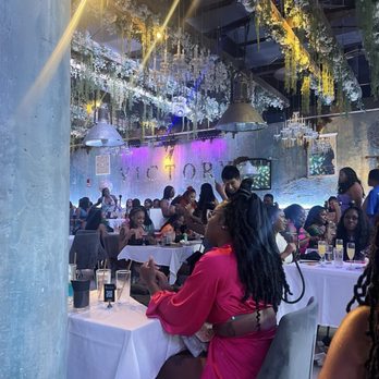 VICTORY RESTAURANT & LOUNGE - Updated January 2025 - 681 Photos & 407 ...