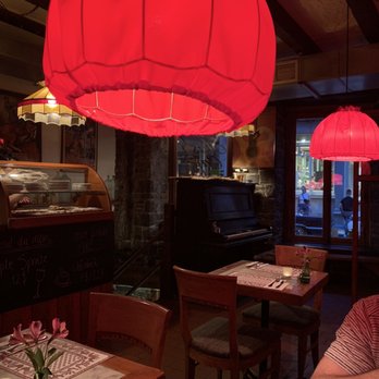 STASH CAFÉ - Updated May 2024 - 485 Photos & 381 Reviews - 200 Rue ...