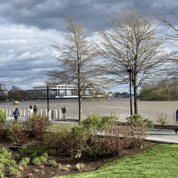 GEORGETOWN WATERFRONT PARK - Updated November 2025 - 548 Photos & 115 ...