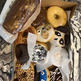 SARAH DONUTS - Updated July 2025 - 219 Photos & 211 Reviews - 5860 ...