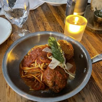 QUATTRO - Updated October 2025 - 587 Photos & 663 Reviews - 264 Hanover ...