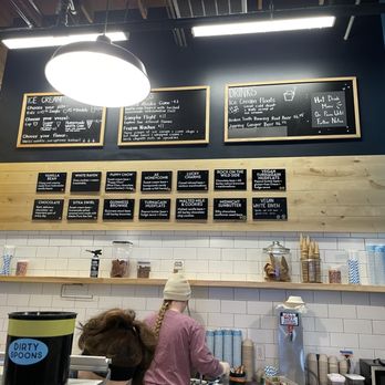 WILD SCOOPS - Updated September 2024 - 229 Photos & 164 Reviews - 530 E ...