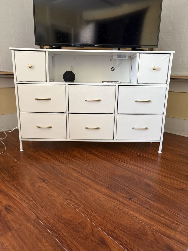 A TO Z LIQUIDATION - Updated January 2026 - 2016 Bay St, Los Angeles ...