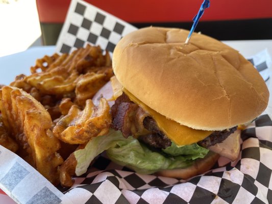 MONITOR HOT ROD CAFE - Updated July 2024 - 69 Photos & 66 Reviews ...