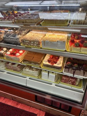 CAPRI CAKES - Updated August 2025 - 84 Photos & 44 Reviews - 306 E ...