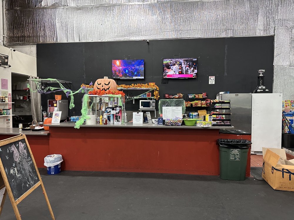 TRI VALLEY ICE - Updated January 2026 - 50 Photos & 62 Reviews - 6611 ...