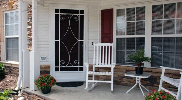 SCREENMOBILE - CINCINNATI - Updated December 2025 - 8070 Reading Rd ...