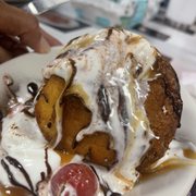 Nieve Frita / Fried Ice Cream - Menu - El Mariachi - Kaneohe