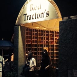 RED TRACTON’S STEAKHOUSE - Updated July 2025 - 365 Photos & 525 Reviews ...