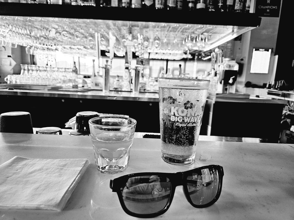 MIDPOINT BAR PLUS EATERY - Updated August 2025 - 24 Photos - 25600 ...