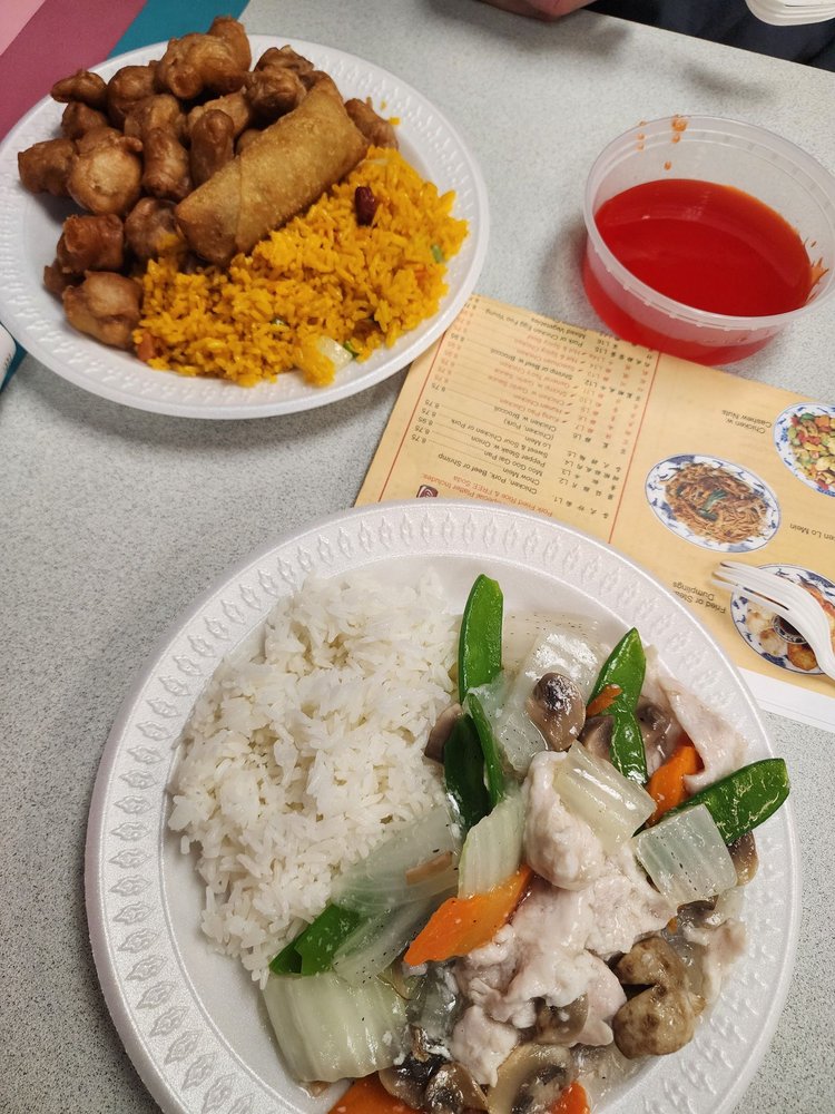 FLYING DRAGON - Updated May 2026 - 19 Photos & 58 Reviews - 368 N Broad ...