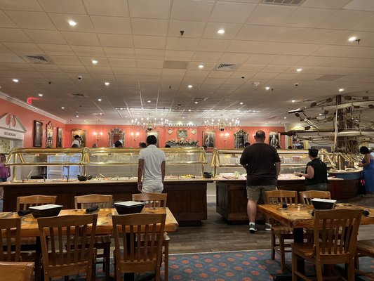 CAPTAIN GEORGE’S SEAFOOD RESTAURANT - Updated December 2024 - 395 ...