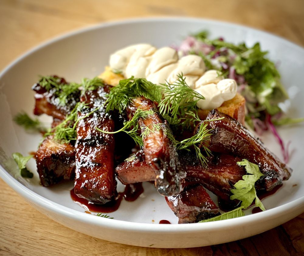 UNCOMMON GROUND - Updated December 2025 - 471 Photos & 1270 Reviews ...