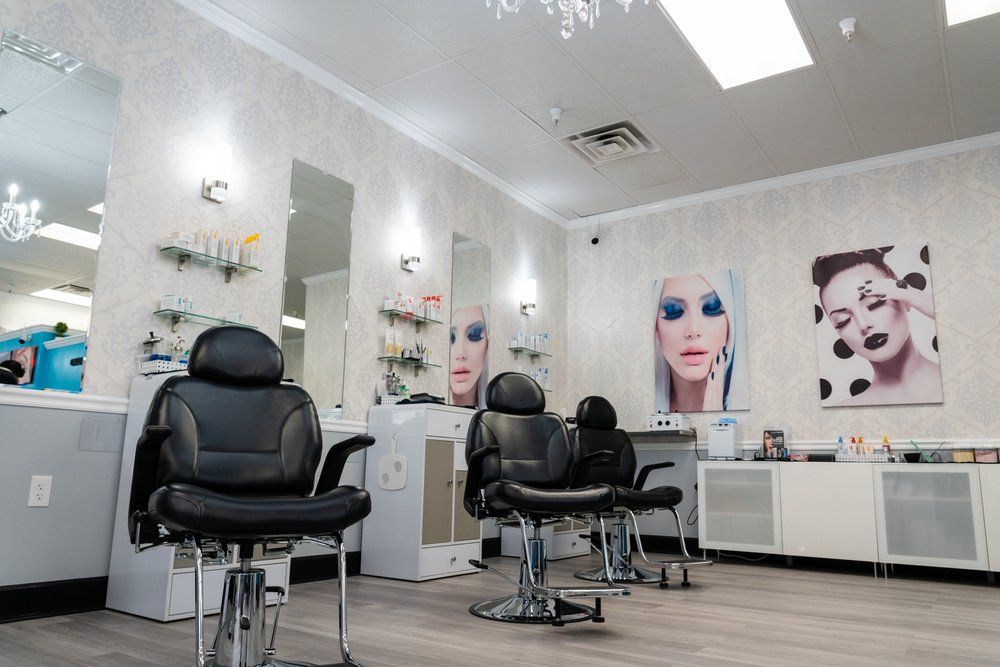 EM LASH STUDIO - Updated December 2025 - 10 Photos - 1825 W Bell Rd ...
