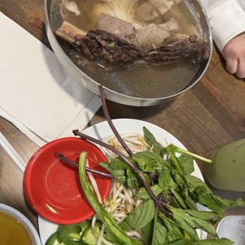 BA LE RESTAURANT - Updated June 2025 - 367 Photos & 321 Reviews - 2240 ...