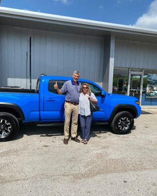 DESTINATION FORD - Updated September 2025 - 23 Photos - 407 N Main St ...