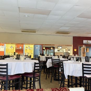 MOV FUSION BAR AND GRILL - Updated December 2025 - 23 Photos & 10 ...