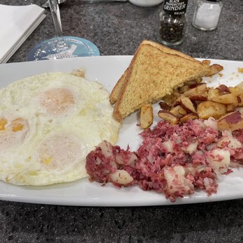 FRIENDLY RED’S TAVERN - Updated September 2025 - 22 Photos & 57 Reviews ...