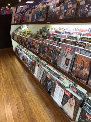 BOOKMANS ENTERTAINMENT EXCHANGE - 167 Photos & 282 Reviews - 1056 S ...