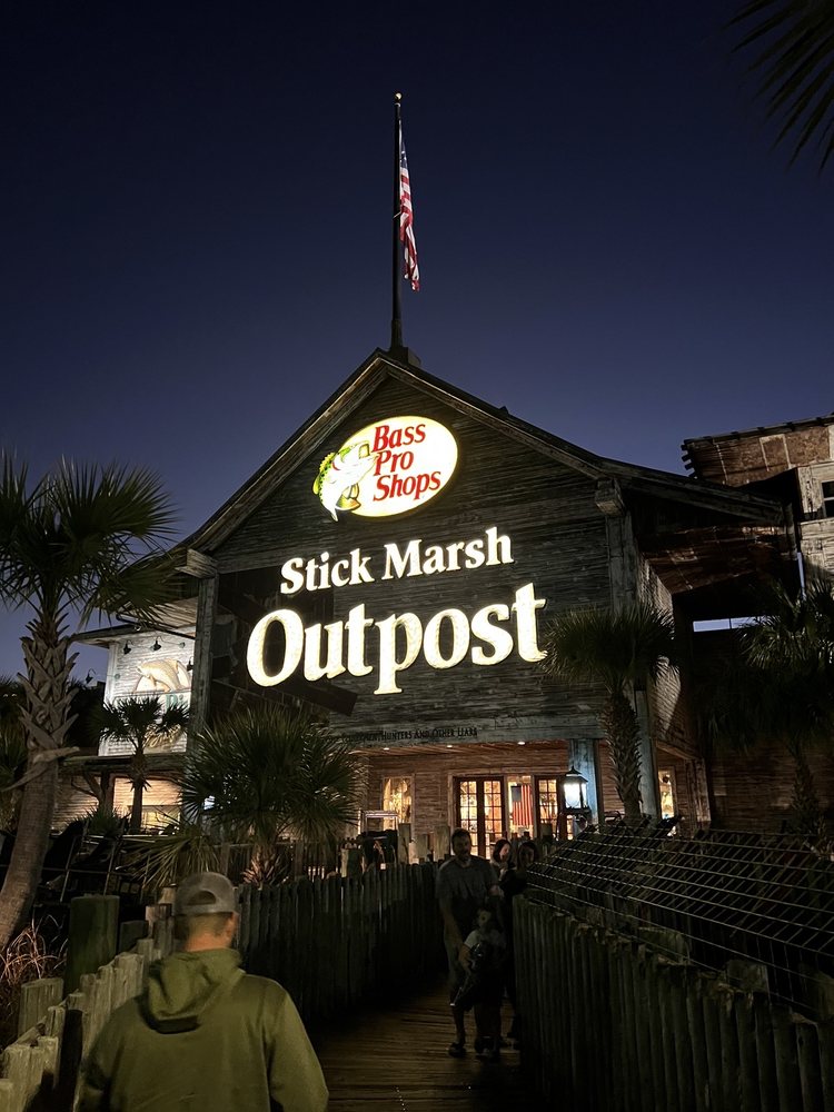 BASS PRO SHOP - Updated February 2024 - 67 Photos & 38 Reviews - 750 ...