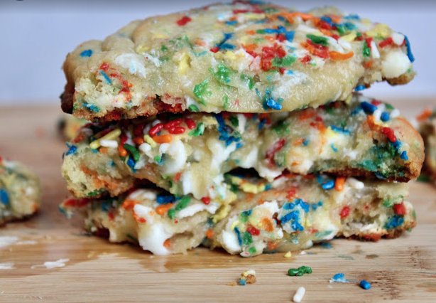 MAGGIE’S SWEET SHOPPE & BAKERY - Updated May 2024 - 15 Photos ...