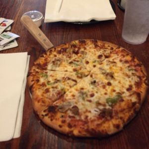 VILLAGE PIZZA - 35 Photos & 90 Reviews - 222 Market St W, Athens ...