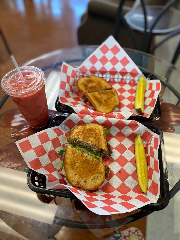 ELM TREE CAFE - Updated December 2025 - 555 Furnace Hills Pike, Lititz ...