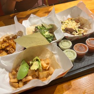 TACO JOINT - 408 Photos & 524 Reviews - Mexican - 134 E Riverside Dr ...