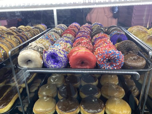 CARSON DONUTS - 28 Photos & 31 Reviews - Donuts - 3170 S Carson St ...