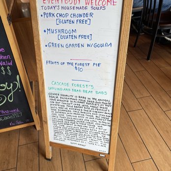 CASCADE LODGE & RESTAURANT - Updated August 2025 - 152 Photos & 140 ...