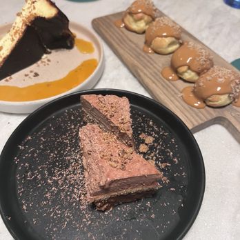 RESIDENTS CAFE & BAR - Updated August 2024 - 1496 Photos & 528 Reviews ...
