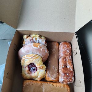 8 SISTERS BAKERY - Updated December 2025 - 128 Photos & 133 Reviews ...