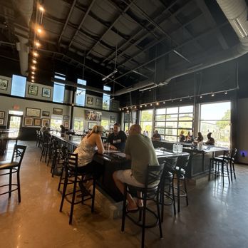 AVIATOR HANGAR BAR AND BREWERY - Updated December 2025 - 22 Photos & 43 ...