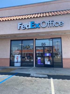 FEDEX OFFICE PRINT & SHIP CENTER - Updated September 2025 - 35 Reviews ...