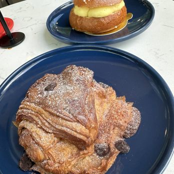 MAISON BENOIT - Updated June 2024 - 310 Photos & 188 Reviews - 402 ...