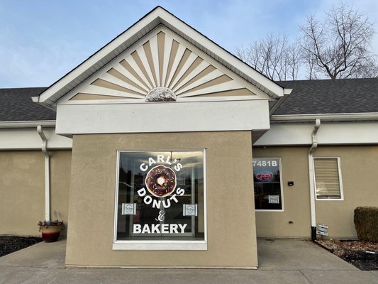 CARL’S DONUTS & BAKERY - Updated December 2025 - 158 Photos & 70 ...