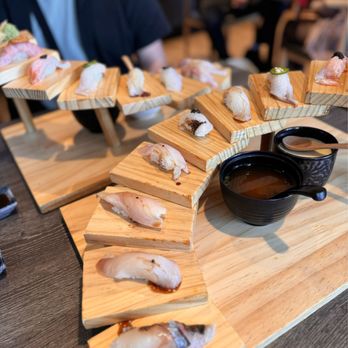 SUSHI PRO - Updated June 2024 - 1015 Photos & 301 Reviews - 1078 E ...