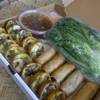 BANH KHOT LADY - Updated July 2024 - 576 Photos & 420 Reviews - 10032 ...