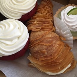 ANGELO’S BAKERY - Updated July 2025 - 38 Photos & 59 Reviews - 32 Halls ...