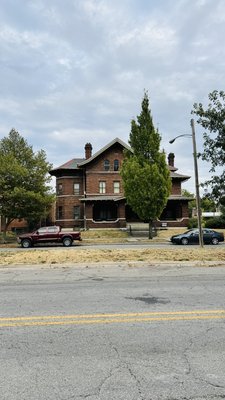 AWOL - Updated December 2025 - 32 Photos & 45 Reviews - 49 Parsons Ave ...