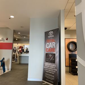 ELGIN TOYOTA - Updated May 2025 - 63 Photos & 452 Reviews - 1600 W Lake ...