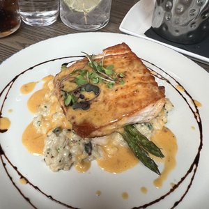 MARQUEE AT THE LANDING - 100 Photos & 41 Reviews - 123 West Columbia St ...