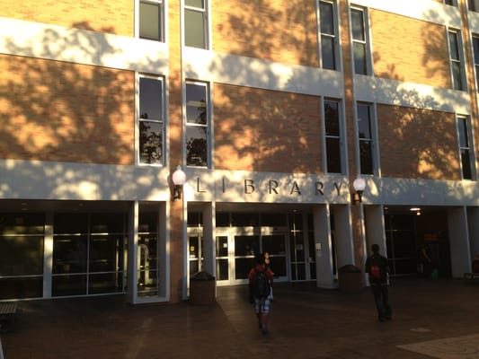 UNIVERSITY OF TEXAS AT ARLINGTON CENTRAL LIBRARY - Updated October 2025 ...