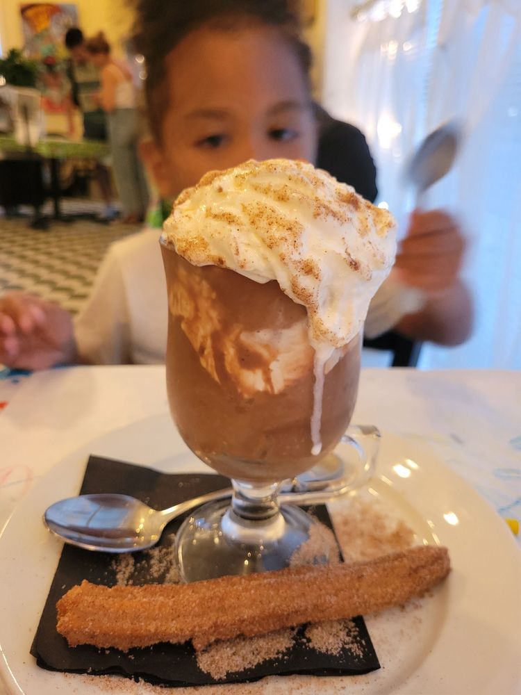 EL PAVO REAL - Updated December 2025 - 367 Photos & 260 Reviews - 4401 ...