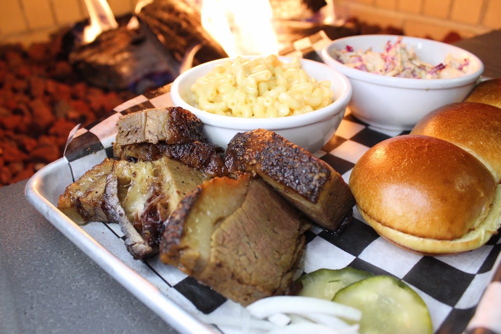 MOONTOWN BREWING COMPANY - 483 Photos & 278 Reviews - 345 S Bowers St ...