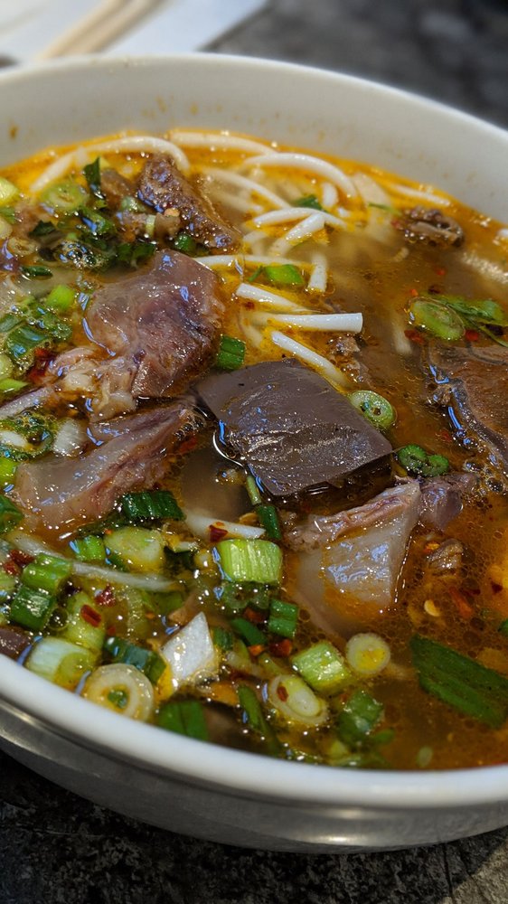 QUE LING RESTAURANT - 142 Photos & 86 Reviews - 248 Boulton Avenue ...