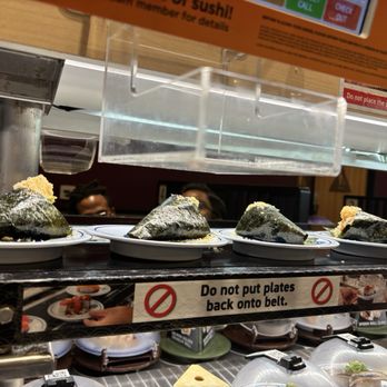 KURA REVOLVING SUSHI BAR - Updated July 2025 - 3184 Photos & 2033 ...