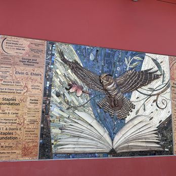 FALLBROOK BRANCH LIBRARY - Updated October 2025 - 34 Photos & 37 ...